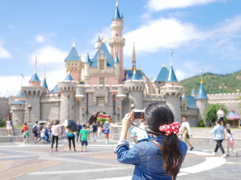 Walt Disney World brings Aruba Wi-Fi and IoT to its 29 resort ...
